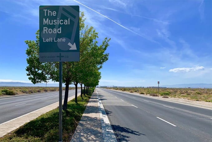 路面が音楽を奏でる!「メロディぺーブ」って、どんな道路? | 暮らしとくるま